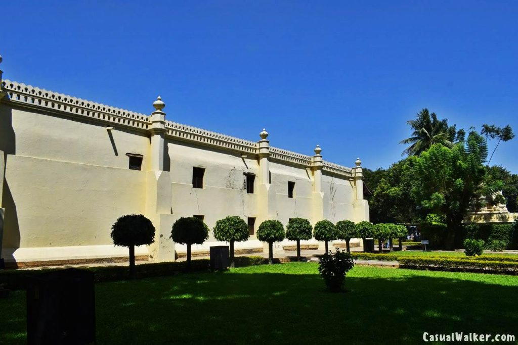 Tipu Sultan's Summer Palace, Bengaluru / Bangalore Visit, Travel Guide ...
