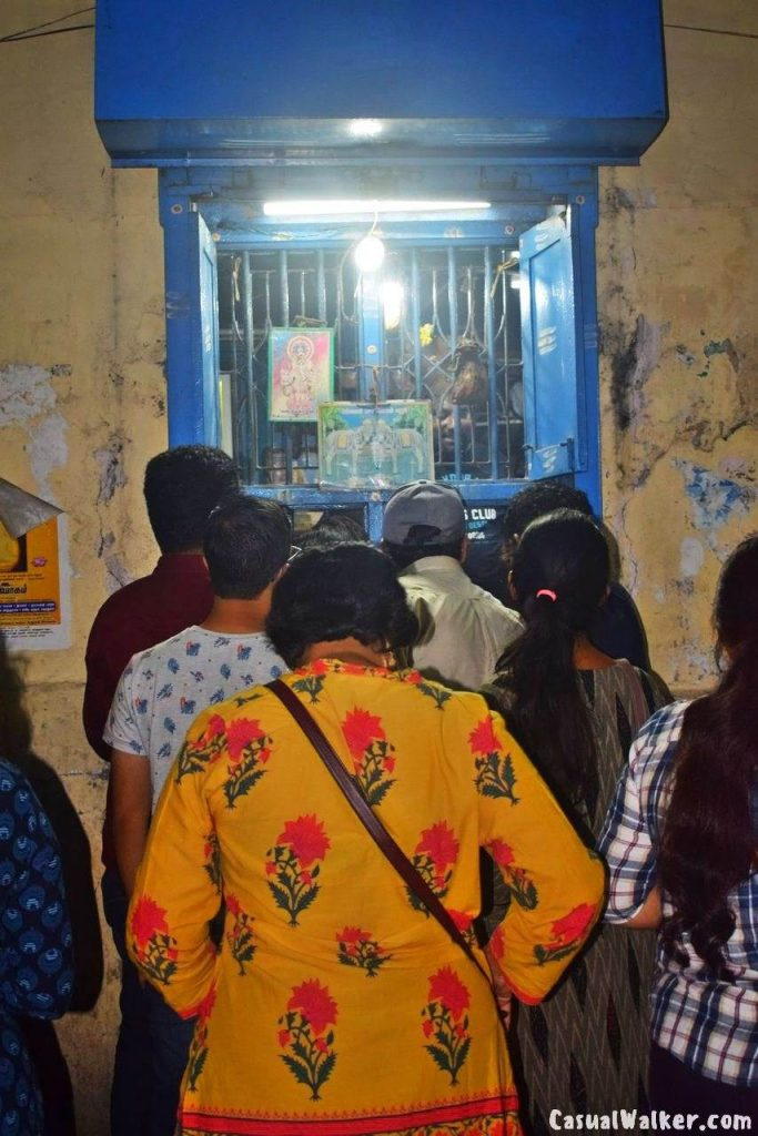 Mylapore Jannal Kadai – Window Mylapore Jannal Kadai, Window Bajji ...