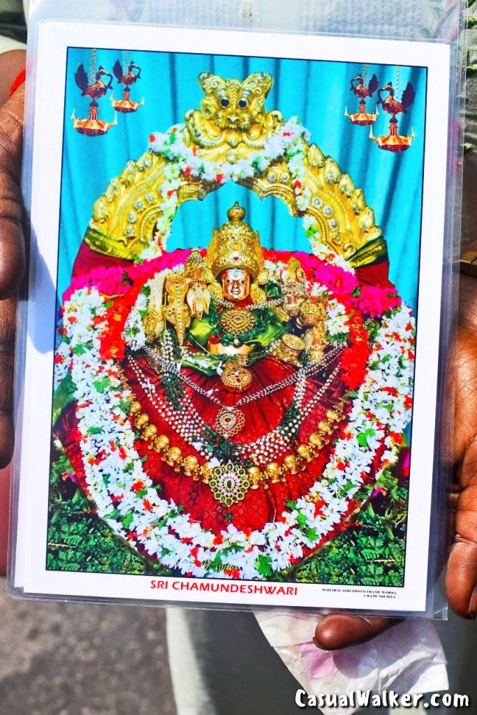 Sri Chamundeshwari Temple in Chamundi Hills Mysore - where Mahishasura ...