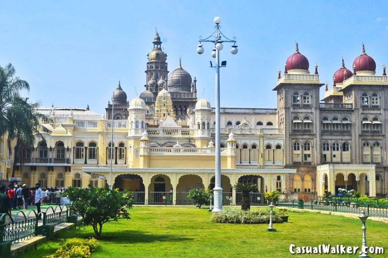 Mysore Palace / Amba Vilas Palace in Chamrajpura, Mysore - The royal ...