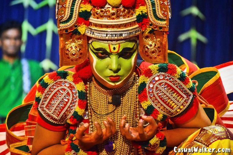Ottan Thullal : A 300 Year Old Traditional Solo Dance & Drama Art Form ...