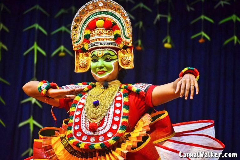 Ottan Thullal : A 300 Year Old Traditional Solo Dance & Drama Art Form ...