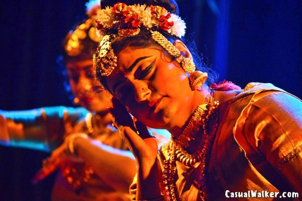 Mohiniyattam : An Enchanting Traditional Classical Dance Form of Kerala ...