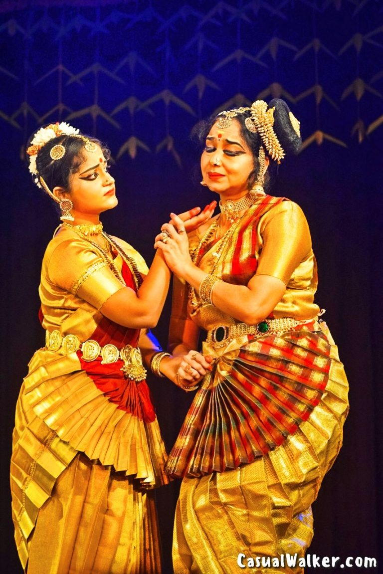 Mohiniyattam : An Enchanting Traditional Classical Dance Form of Kerala ...