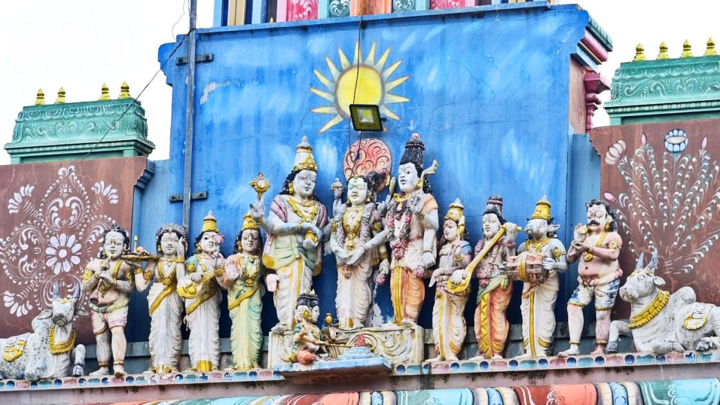 Namdroling Monastery : The Golden Temple in Bylakuppe, Coorg / Thegchog ...